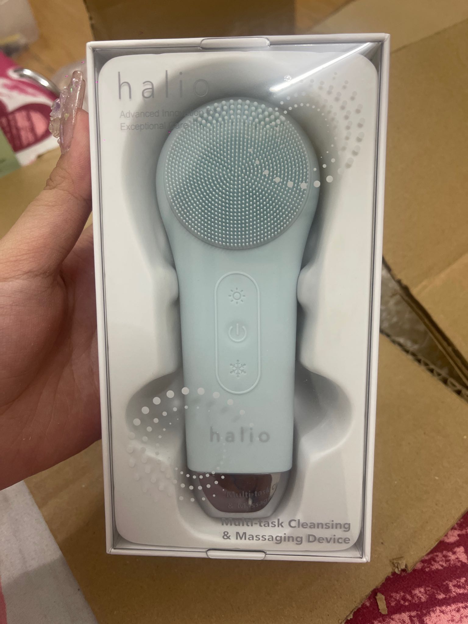 Máy Rửa Mặt Massage Tích Hợp Liệu Pháp Ánh Sáng và Nhiệt Halio Multi ...