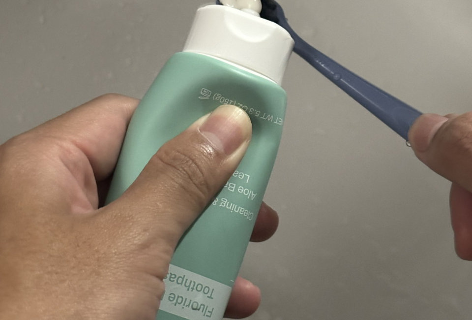 Kem Đánh Răng Doodoo Fluoride Free Toothpaste Làm Trắng Răng 150g ...