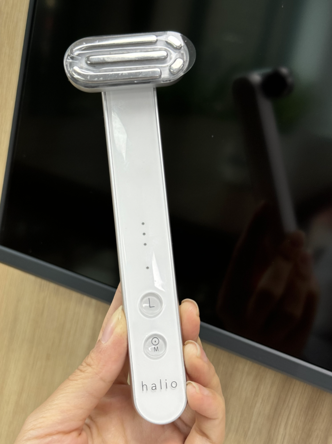 Máy Ánh Sáng Đỏ Tăng Sinh Collagen Halio Red Light Therapy Device 3 in ...